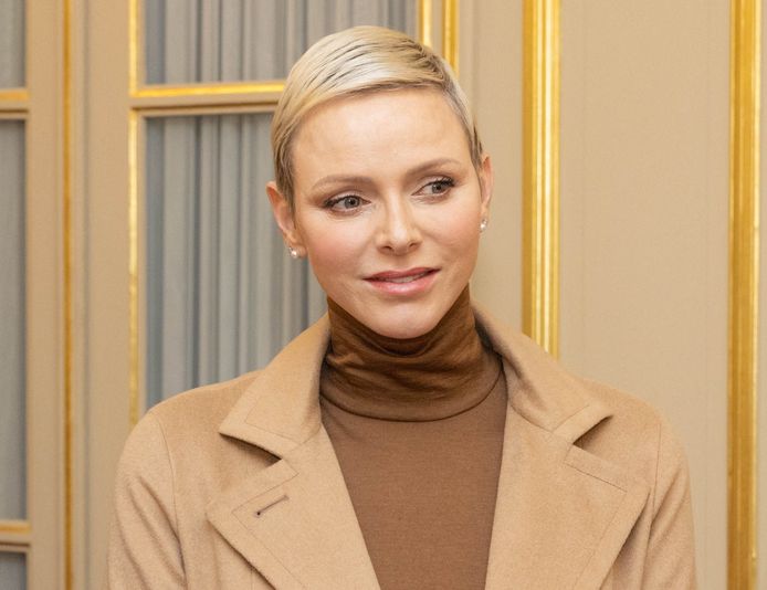 Prinses Charlene geeft zeldzaam interview: “Stap voor stap benader ik ...