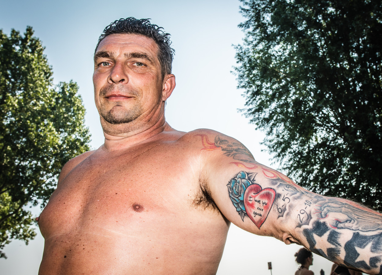 Lijven met verhalen: tatoeages in alle soorten en maten | Foto | AD.nl