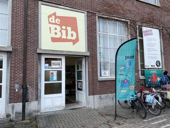 Diest lanceert wekelijks inloopmoment voor digitale hulp in de bib | Diest | hln.be