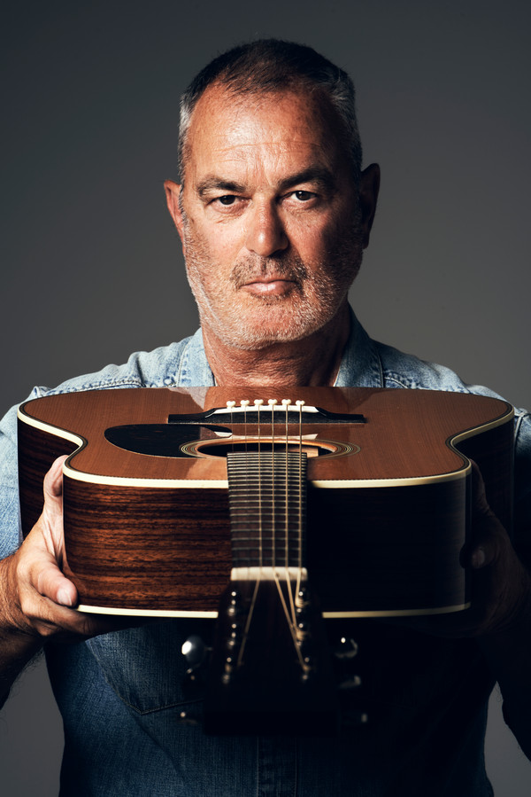 Na keelkanker en verslaving: zanger Bart Herman moest zware ...