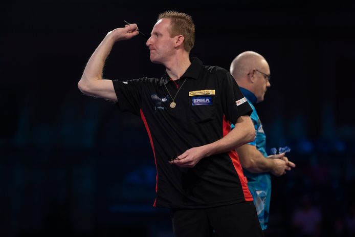 Middagsessie: Chris Landman naar huis, tweede negendarter van WK darts ...