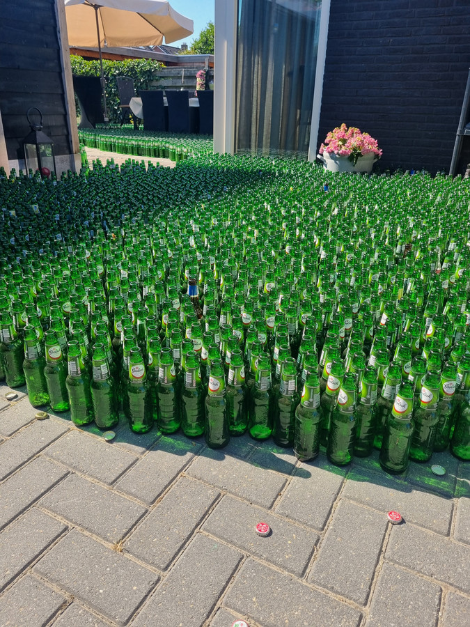 Net getrouwde Nico bij thuiskomst in De Lutte: ‘Nooit eerder zo’n hoge ...