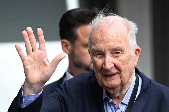 Koning Albert II (89) is onwel geworden tijdens vakantie in Zuid ...