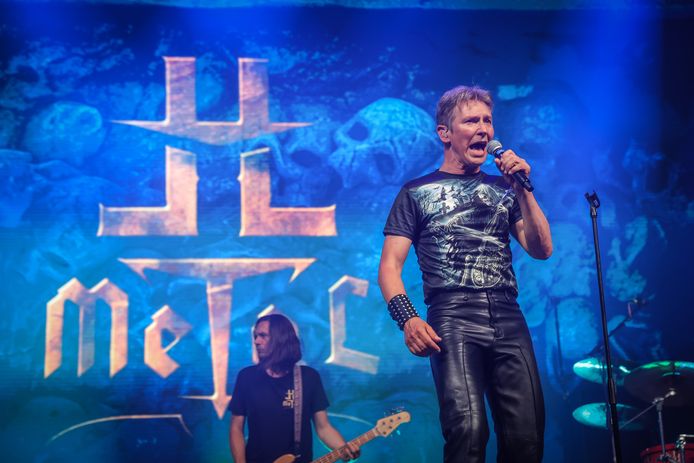 Helmut Lotti gemist op Graspop? ‘Hellmut Goes Metal’ trekt in oktober ...