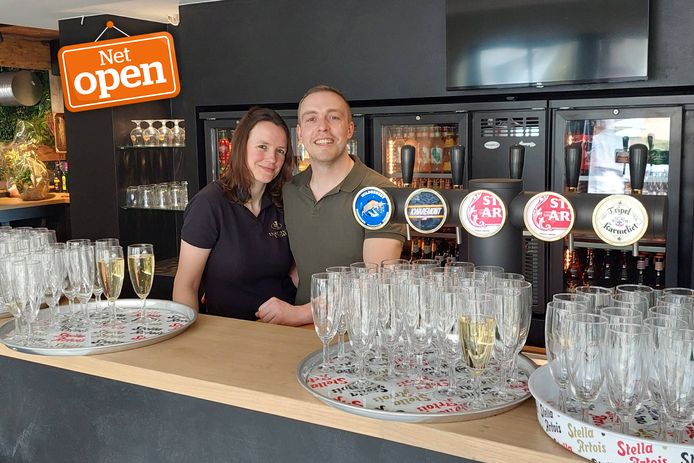 NET OPEN. Bjorn Spitaels opent Bar Blyss aan de voet van de Koppenberg ...