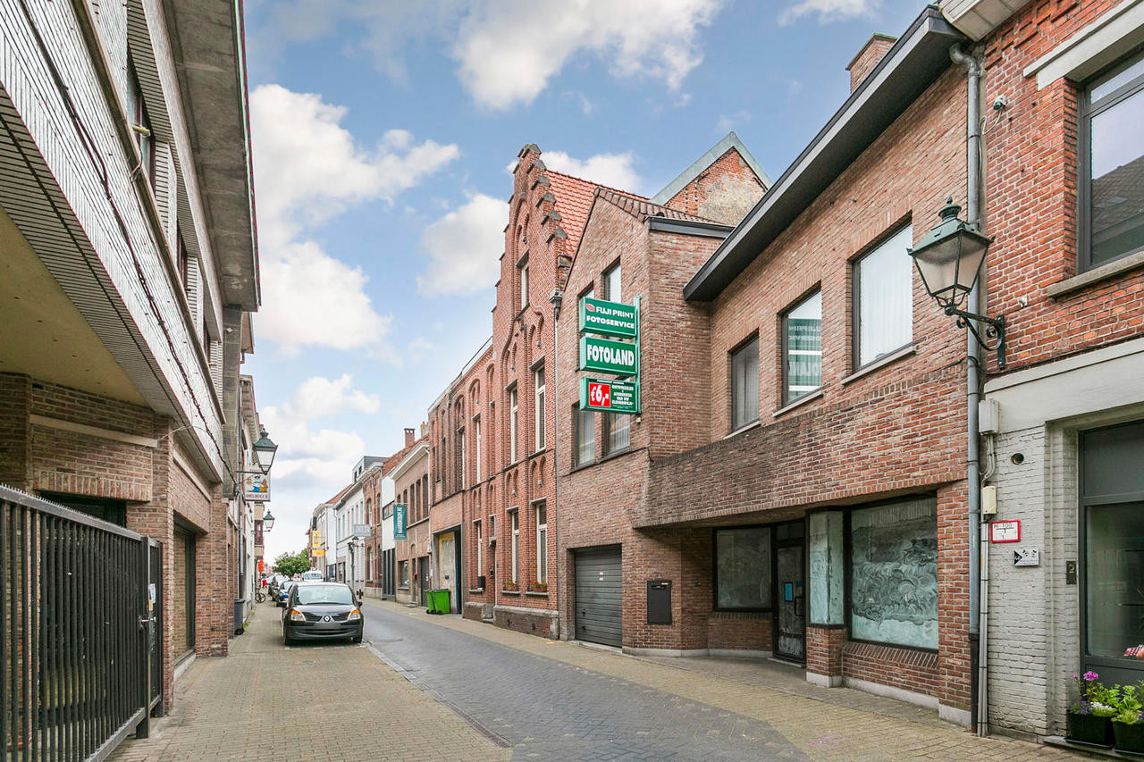 HUIZENJACHT. Temse, waar je kunt wonen met zicht op het water ...