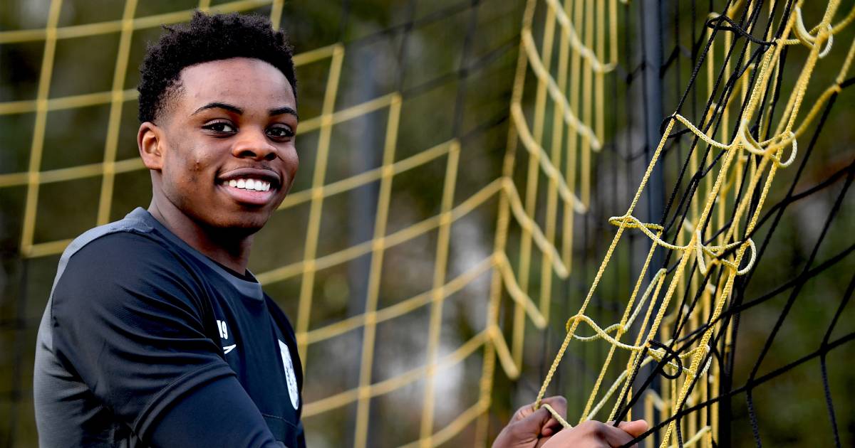 Noah Ohio aan de slag bij Vitesse: ‘Moet laten zien dat ik goed genoeg ...