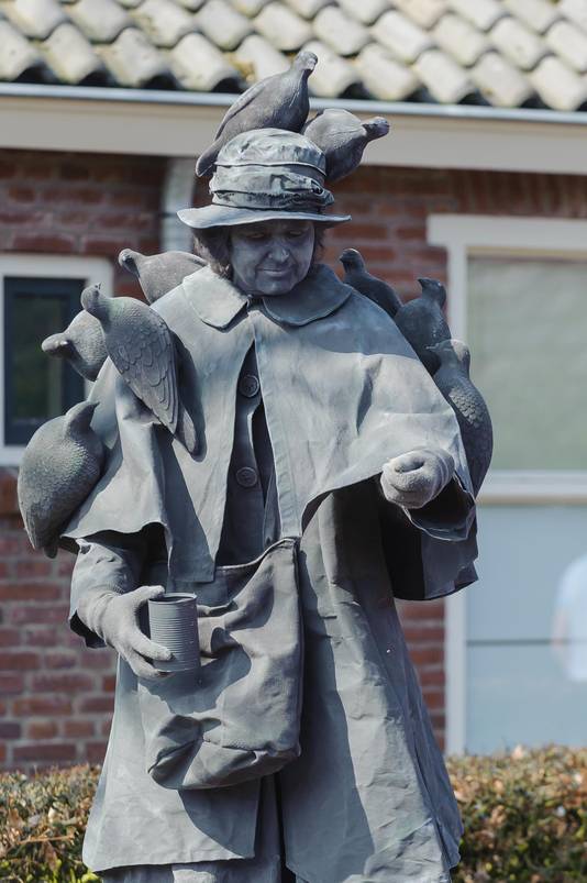 Centrum Uden zondag vol levende standbeelden bij Brabants kampioenschap ...