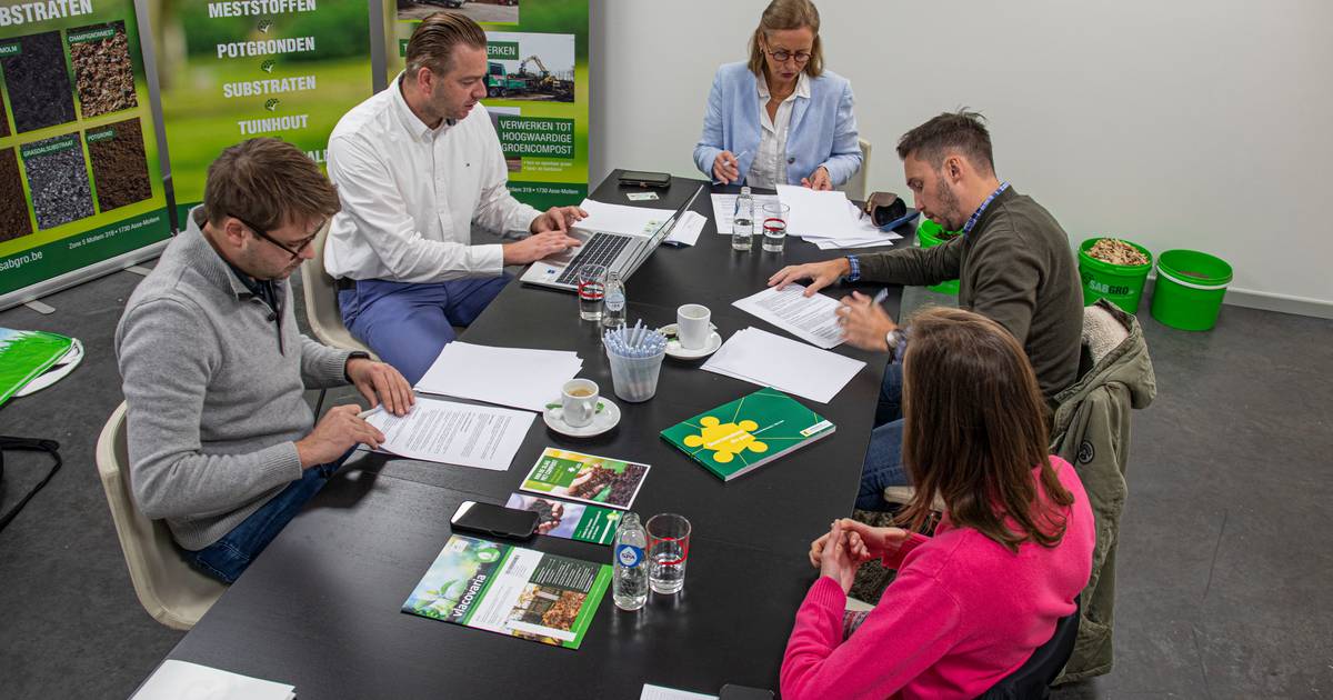 Assese bedrijven verenigingen zich in vzw: “Besparen door ...