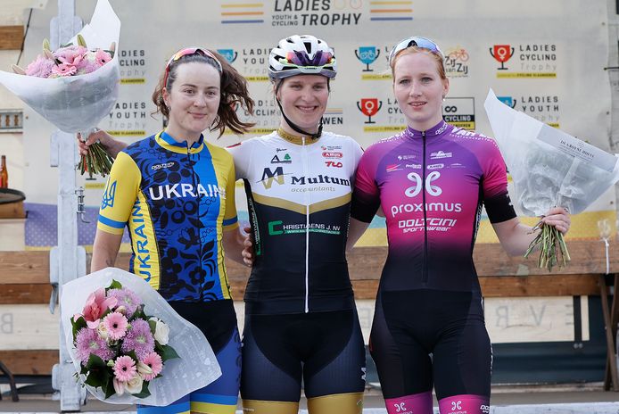 Julie Stockman met eerste zege op zak naar Leiedal Koerse: “In dienst ...