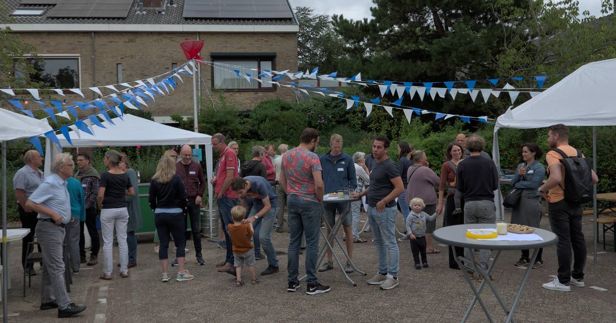 Een simpel buurtfeest was niet meer zo simpel: ‘Ambtenaren wilden ...