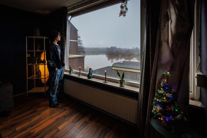Kevin (20) viert kerst toch nog op omstreden plek in Steenwijk: ‘Dit ...
