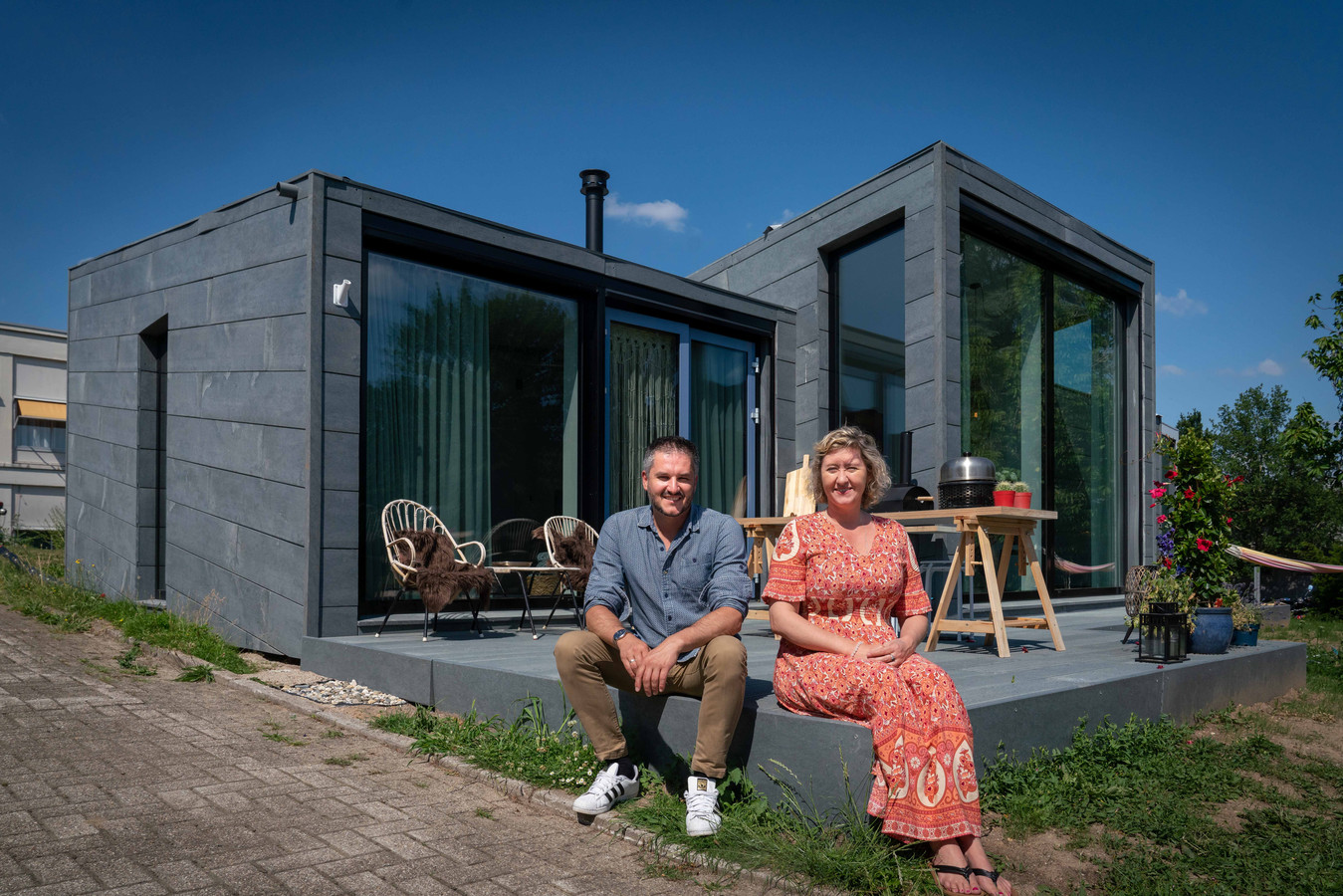 Arnhems bedrijf bouwt vakantiehuis van strandafval | Foto | gelderlander.nl