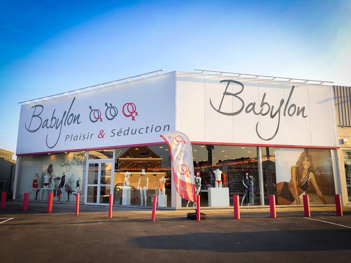 On a visité le plus grand Love shop de Belgique | Sexe & relations | 7sur7.be