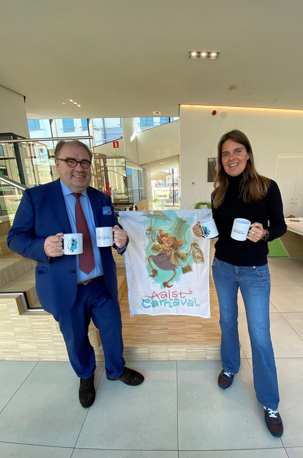 Heleboel nieuwe carnavalsgadgets in toeristisch infokantoor: “Dit mag ... Heleboel nieuwe carnavalsgadgets in toeristisch infokantoor: “Dit mag ...