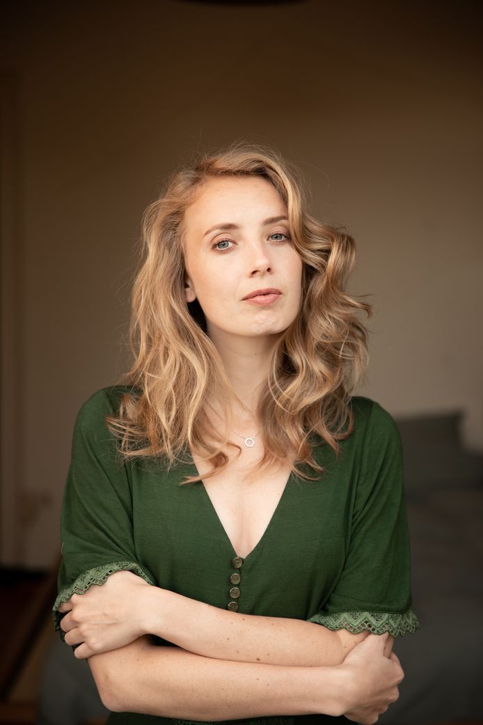 Tess en haar ‘Moutons’ in de halve finale van SBS6-zangshow ‘We Want ...