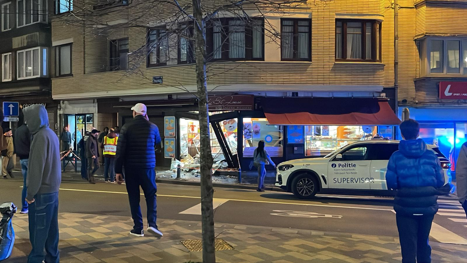 Taxichauffeur (28) rijdt onder invloed van drugs bakkerij in Sint-Joost ...