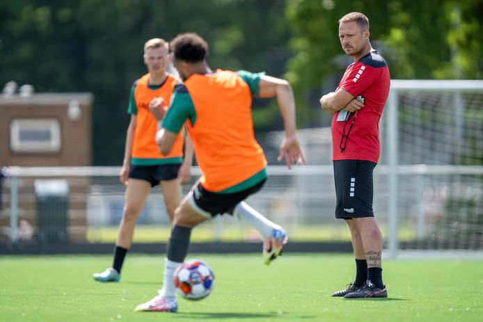 Connectie met Feyenoord direct zichtbaar bij FC Dordrecht: ‘Dit is jaar ...