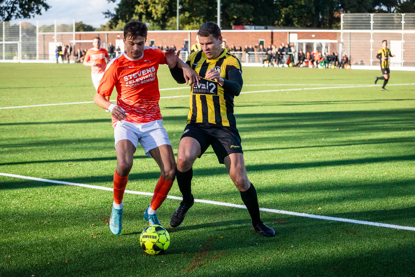 Koen Vos na Amerikaanse droom op titeljacht met SV Budel: ‘In Texas voetbalden we met veertig ...