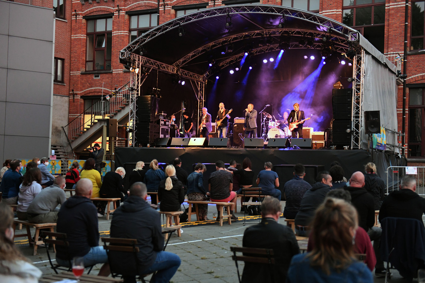 Gitarist Jan Van Eycken over eerste optreden van De Kreuners sinds ...
