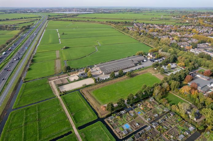 Zonnepanelen langs de snelweg? Woerden wil combinatie met nieuwe ...