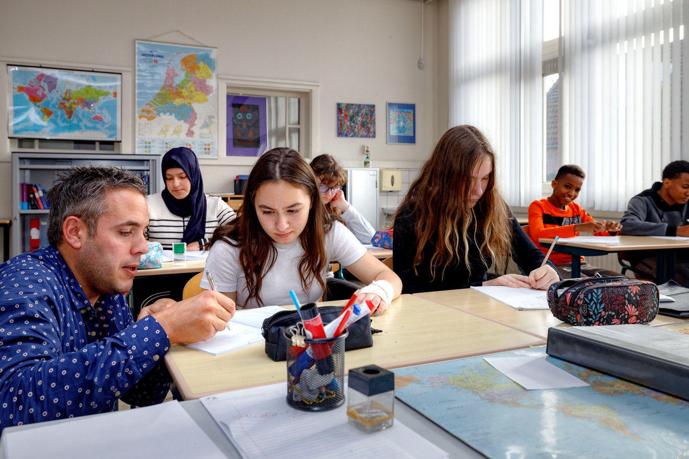 Hoe een nieuw leven op de Wereldschool in Waalwijk begint: 91 jongeren ...