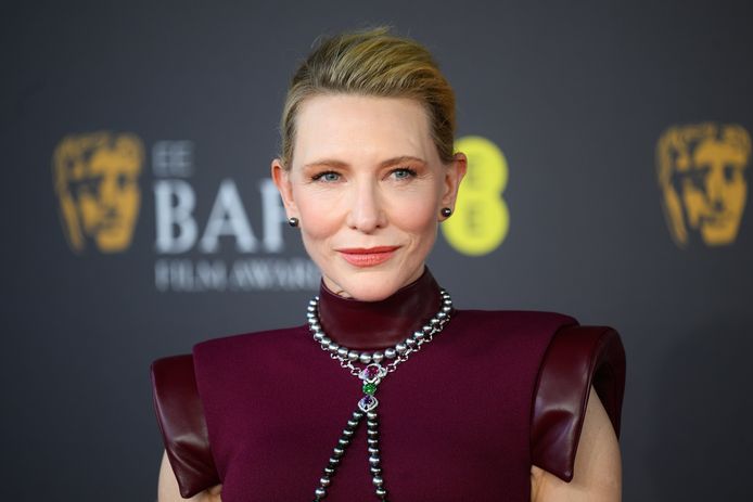 Le message caché derrière les bijoux de corps de Cate Blanchett aux ...