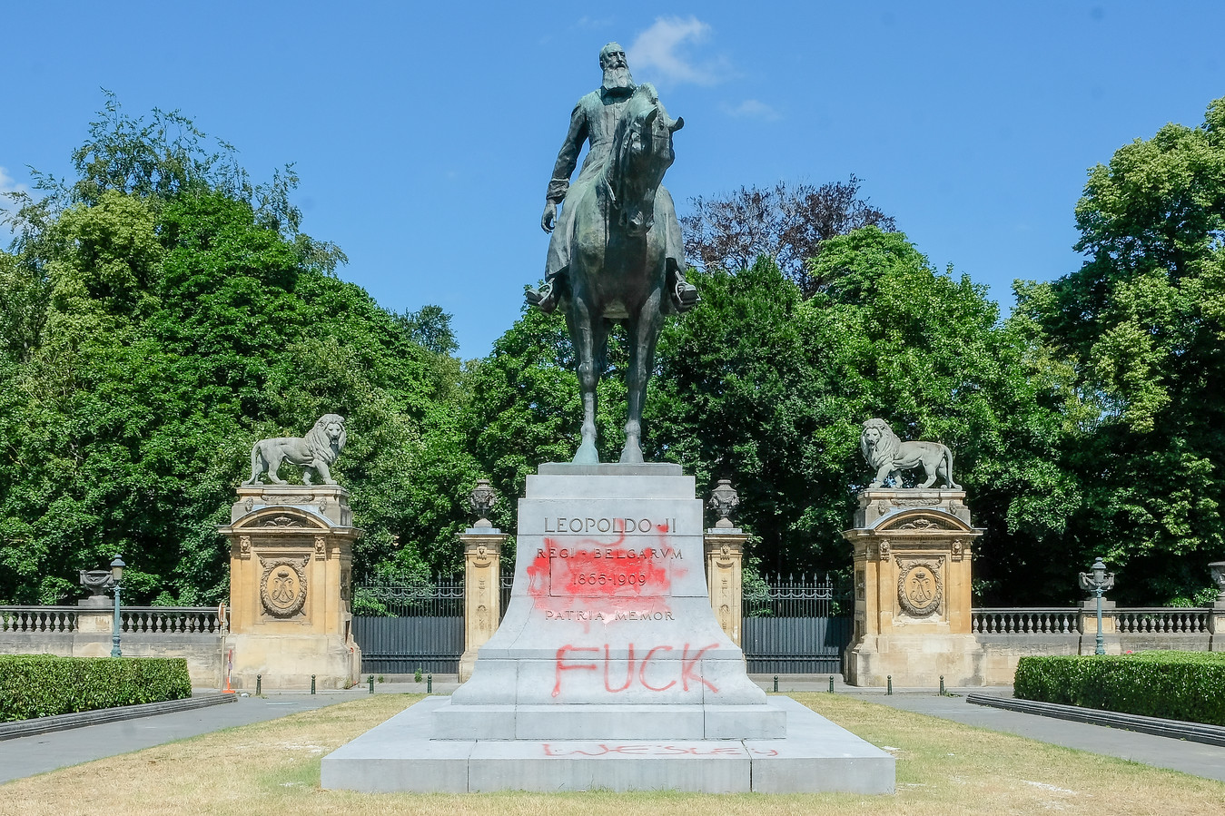 Van standbeelden weghalen tot een ‘stortplaats’ voor koloniale symbolen ...