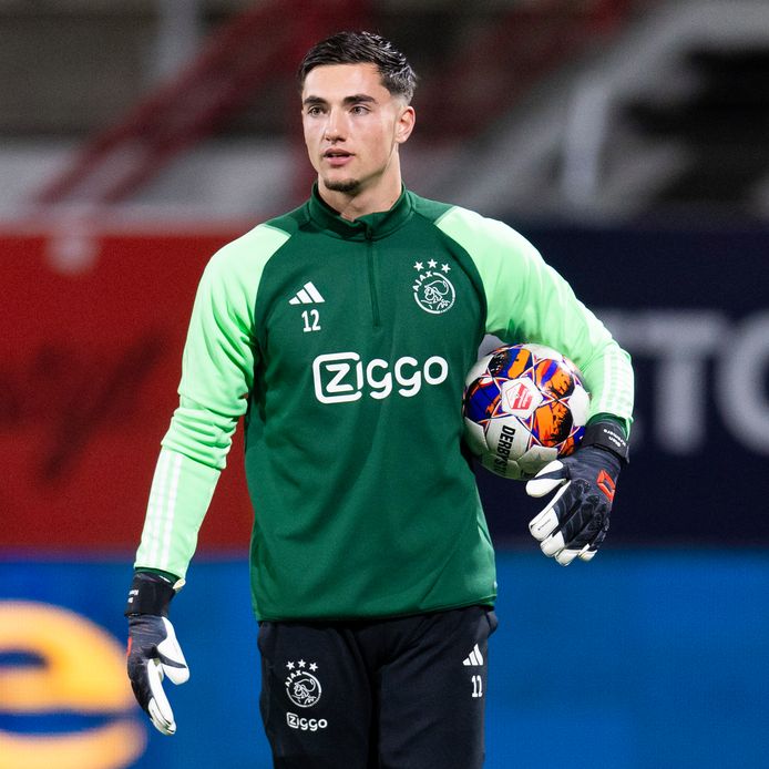 Twee nieuwe keepers De Graafschap, Bakker vertrekt | Sport ...