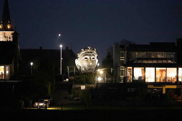 Romeins masker is magneet voor fotografen: zend je beelden in ...
