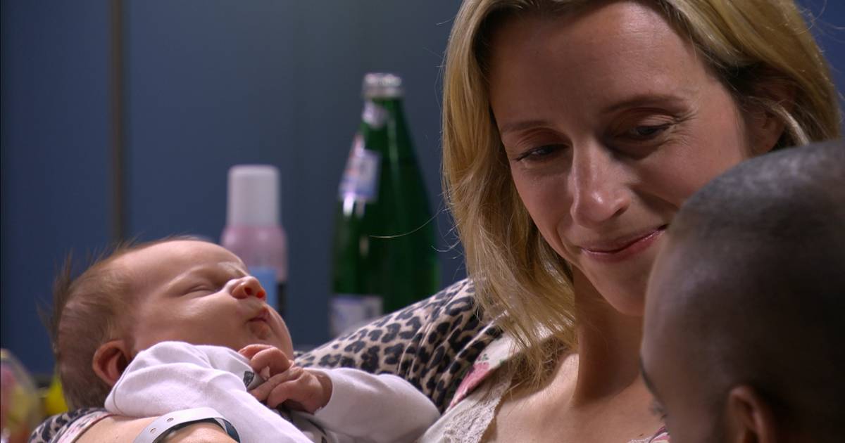 ‘Thuis’-actrice Tine Priem getuigt over de opnames met haar tv-baby ...
