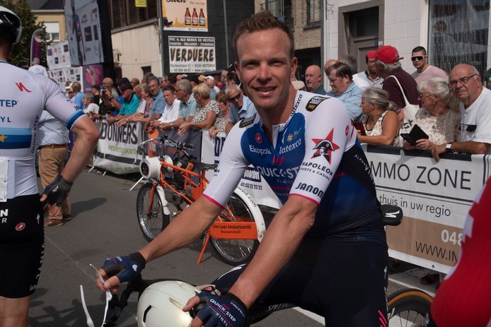 Massa volk op 19de Derny Festival in Wetteren tijdens de grote ‘Iljo ...