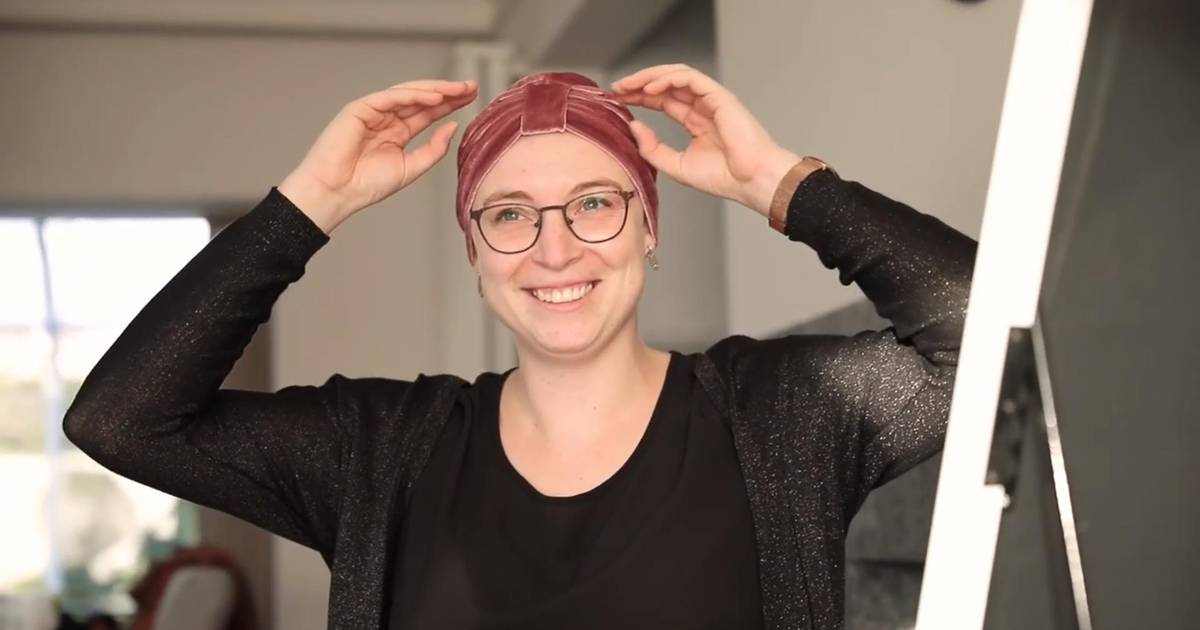 Leerkracht Stephanie (27) is gezicht van ‘Geef om Haar’-campagne van ...