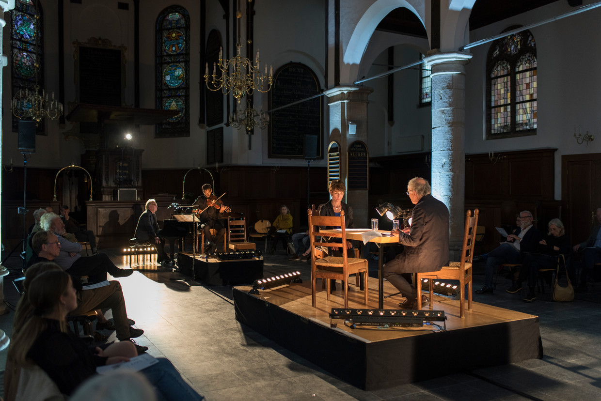 De slimme, subtiele muziek van Far Cries 401 weet een uur lang te ...