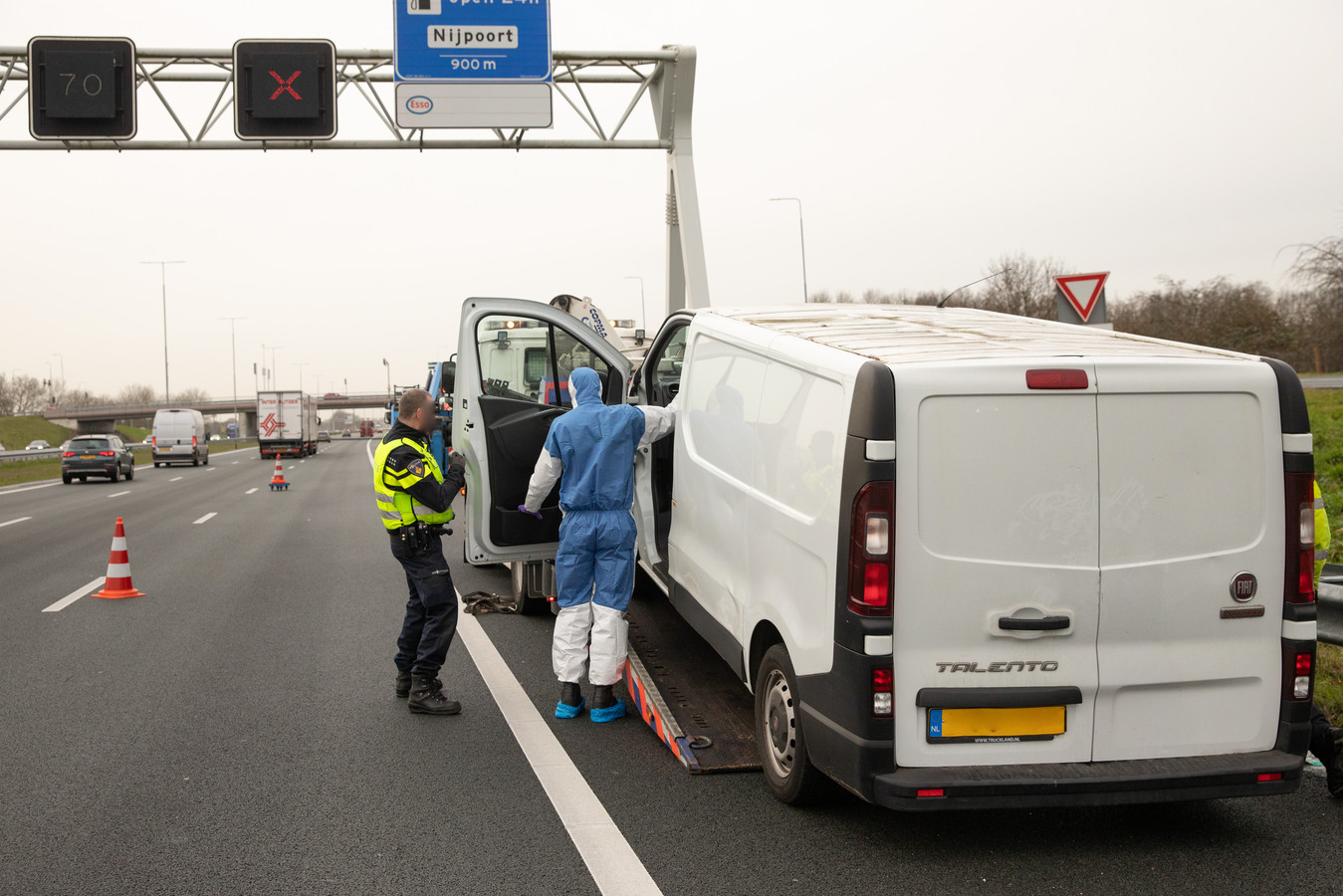 Hoe de politie het busje waarin ontvoerde jongen (15) zat razendsnel op ...