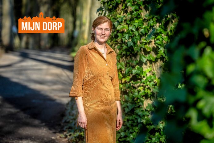 MIJN DORP. Het Oostkamp van Marieke Moyaert (34), gastvrouw van ...
