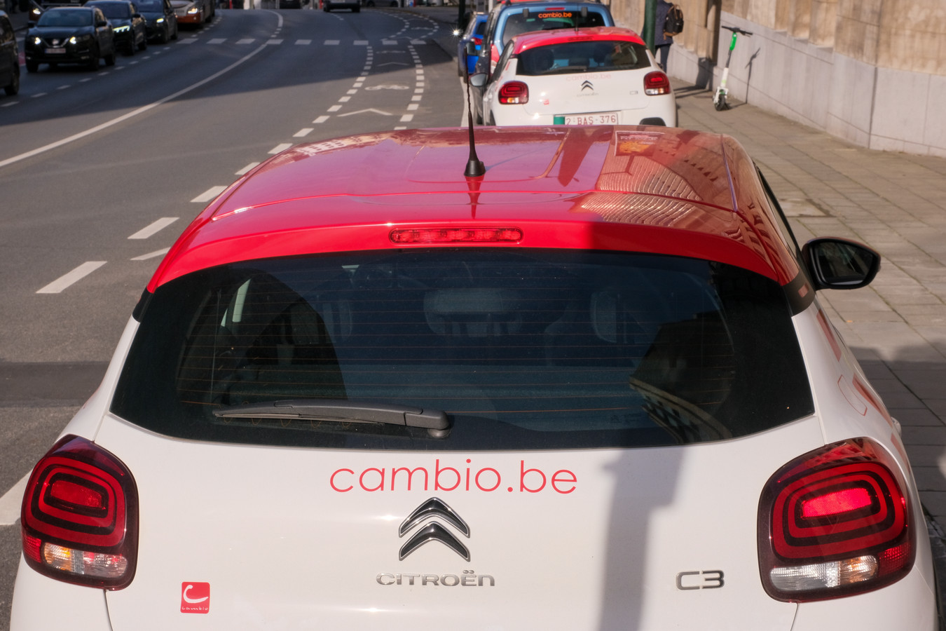 Autodeelsysteem Cambio ook beschikbaar bij Colruyt | Foto | hln.be