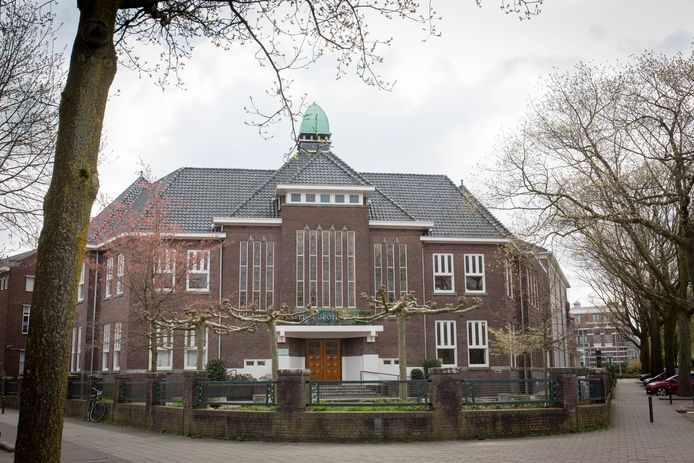 Nijmeegse school in rouw nadat leerling vlak voor vakantie plots ...
