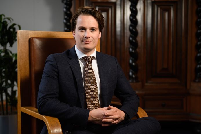 PVV’er Hidde Heutink uit Enschede gaat de Kamer in, maar blijft ook ...