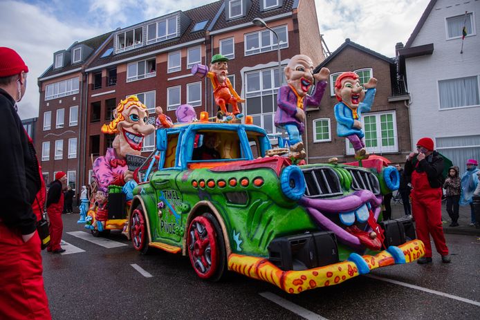 Ook zondag wacht de regen even en geniet het publiek massaal van ...