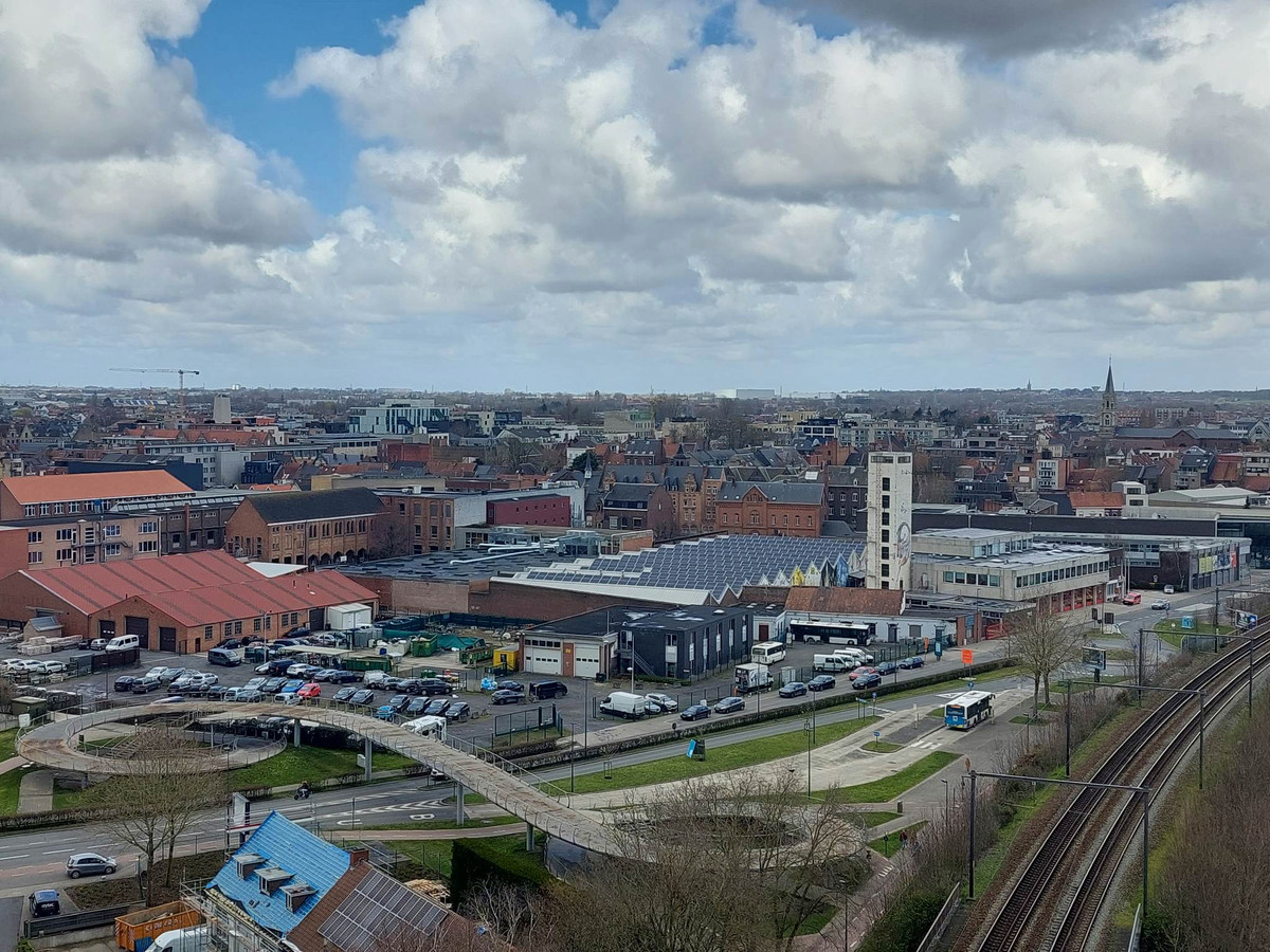 Meiboom gezet op 60 meter hoogte: Silocomplex Hanekop wordt tweede ...