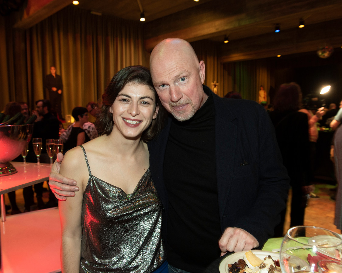 Hoe gaat het nog met acteur Koen Van Impe? “Ik zal sneller afscheid moeten nemen van mijn ...