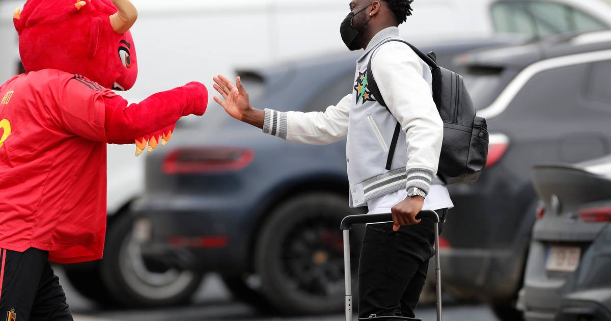 Pas assez fit, Orel Mangala a quitté les Diables Rouges | Diables ... Pas assez fit, Orel Mangala a quitté les Diables Rouges | Diables ...