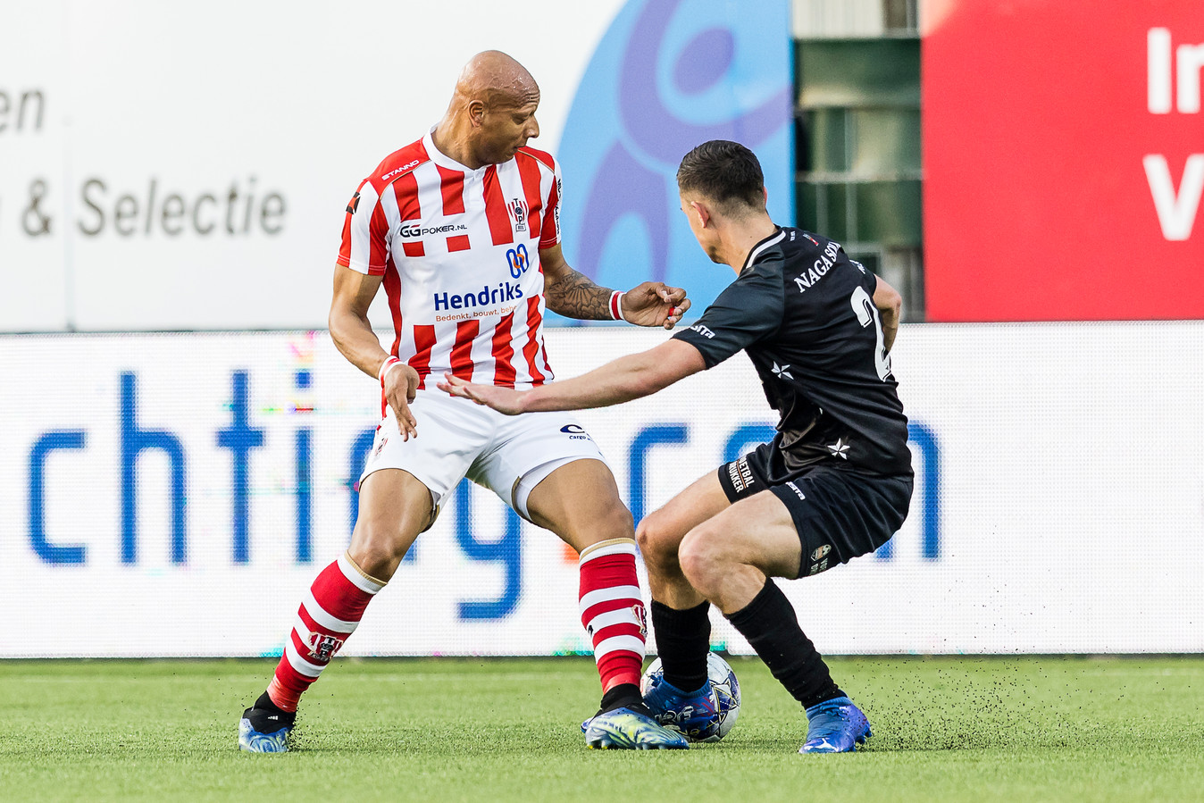 Kristof Aelbrecht is de nieuwe trainer van TOP Oss en gaat in ...