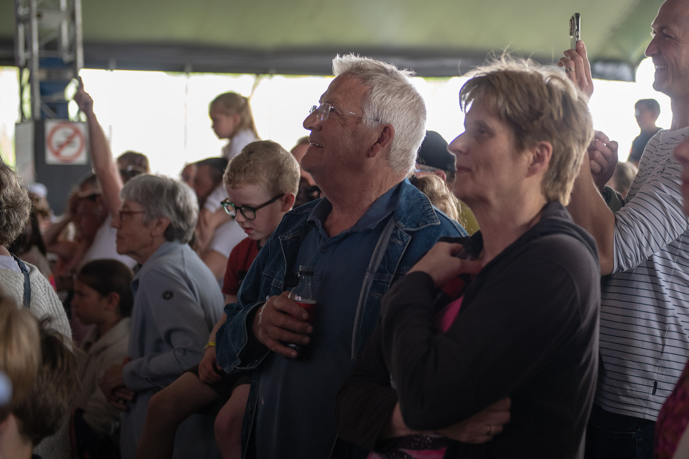 25.000 festivalgangers laten zich gaan op Arendonk Zingt & Swingt ...