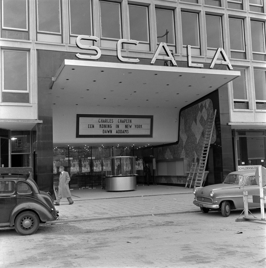 Sidderen in bioscoop Scala bij dino’s van Jurassic Park | Foto | AD.nl
