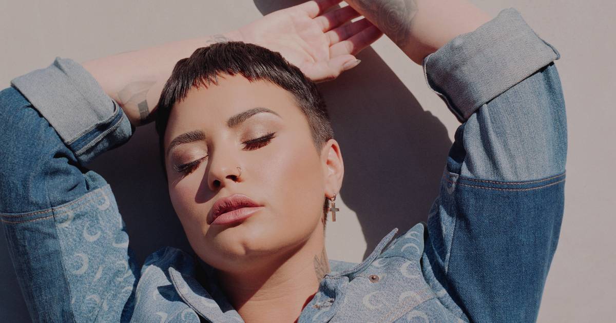 Demi Lovato onthult waarom ze haren afknipte: “De druk om ‘mooi’ te ...