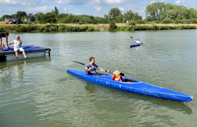 IN BEELD. Kajakken, muurklimmen of gezellig eentje drinken langs het ...