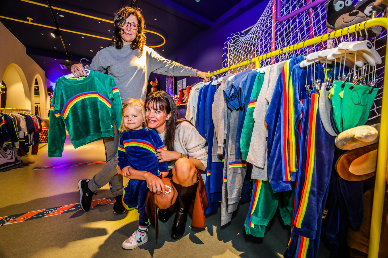 Astrid Coppens stelt eigen collectie voor Woody voor in Brugge en ...