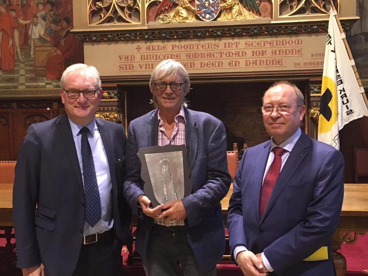 Brugge neemt afscheid van Pieter Aspe: “Tussen de lijnen voelde je zijn ...